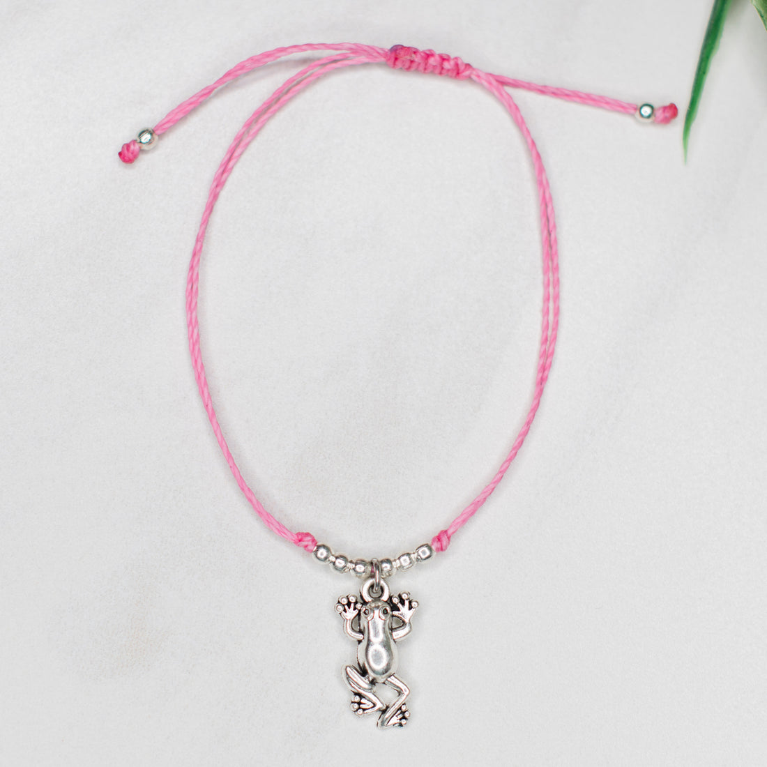 Frog String Bracelet – Lucia's World Emporium